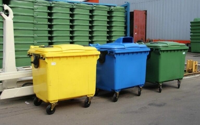 Standard Trash Can Sizes: Picking the Right One