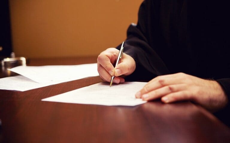 What is an Easement in Real Estate? Things You Need to Know
